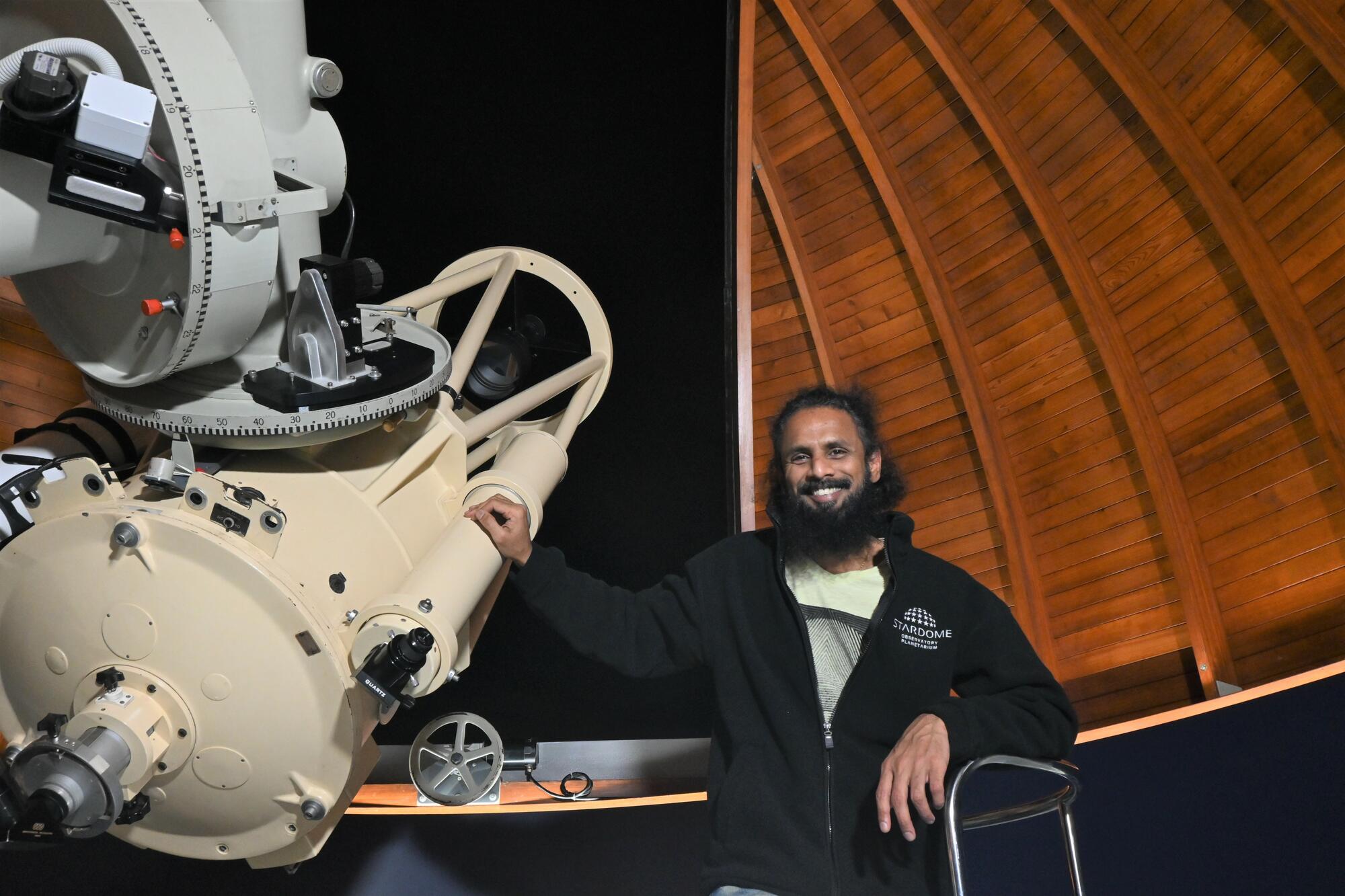 Jobs at Stardome Observatory and Planetarium