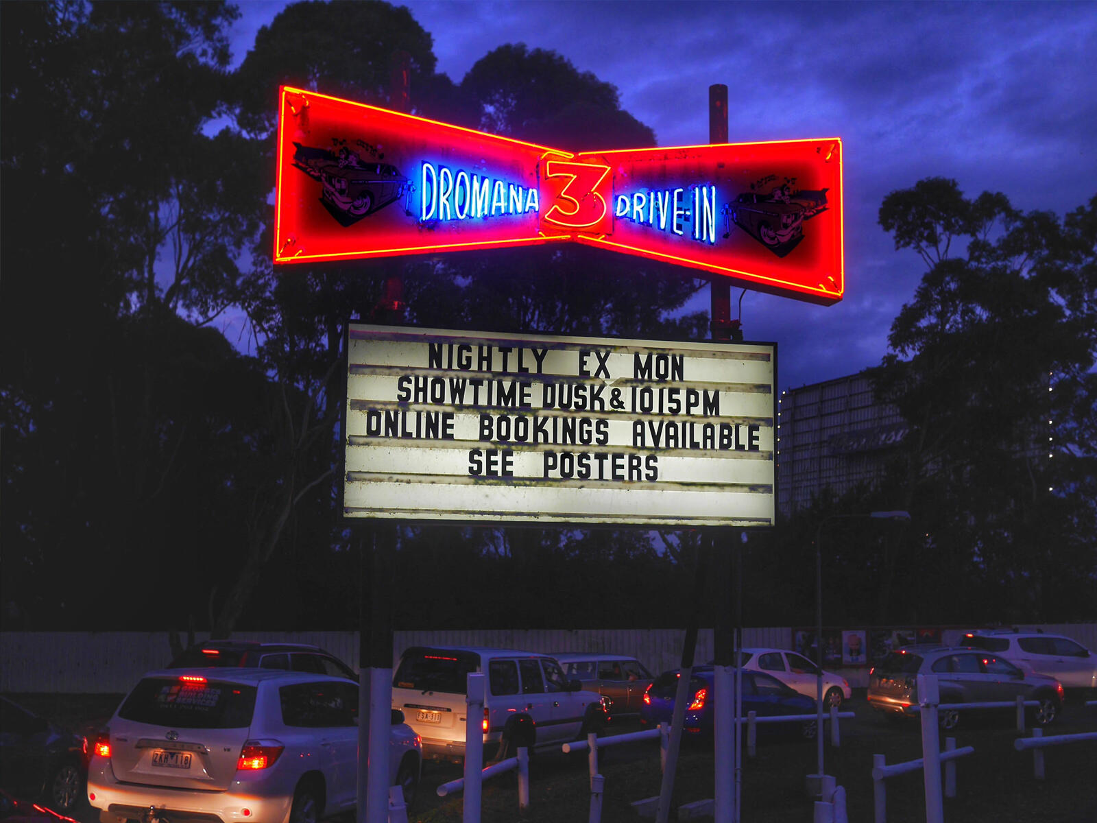Make a memory at Dromana 3 Drive In.